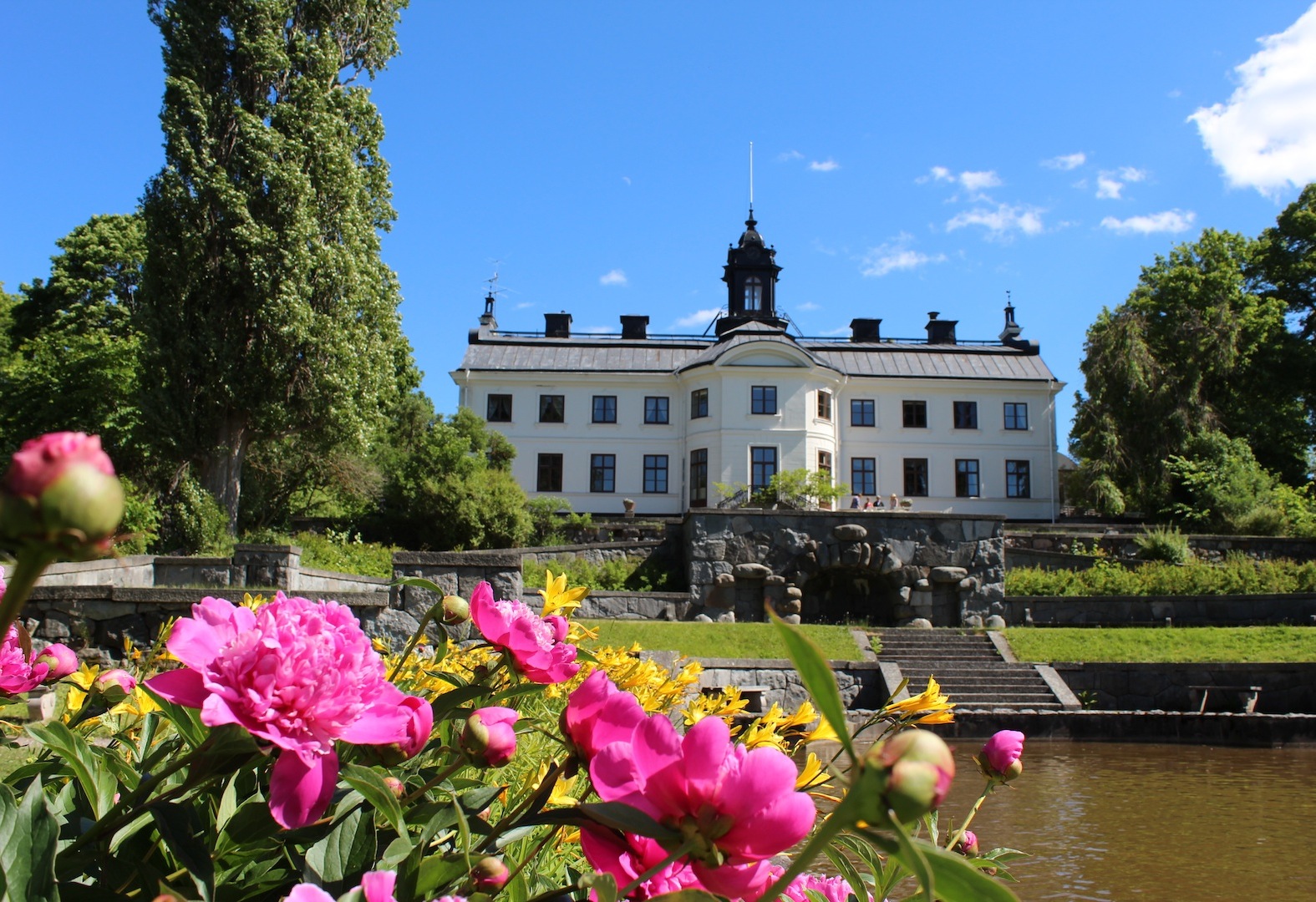 Kaggeholms Palace, Ekerö, Sweden. | Beautiful castles, Castle, Sweden